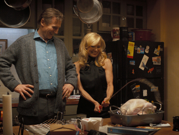 «Y a-t-il un flic pour sauver le monde?», Pamela Anderson et Liam ...